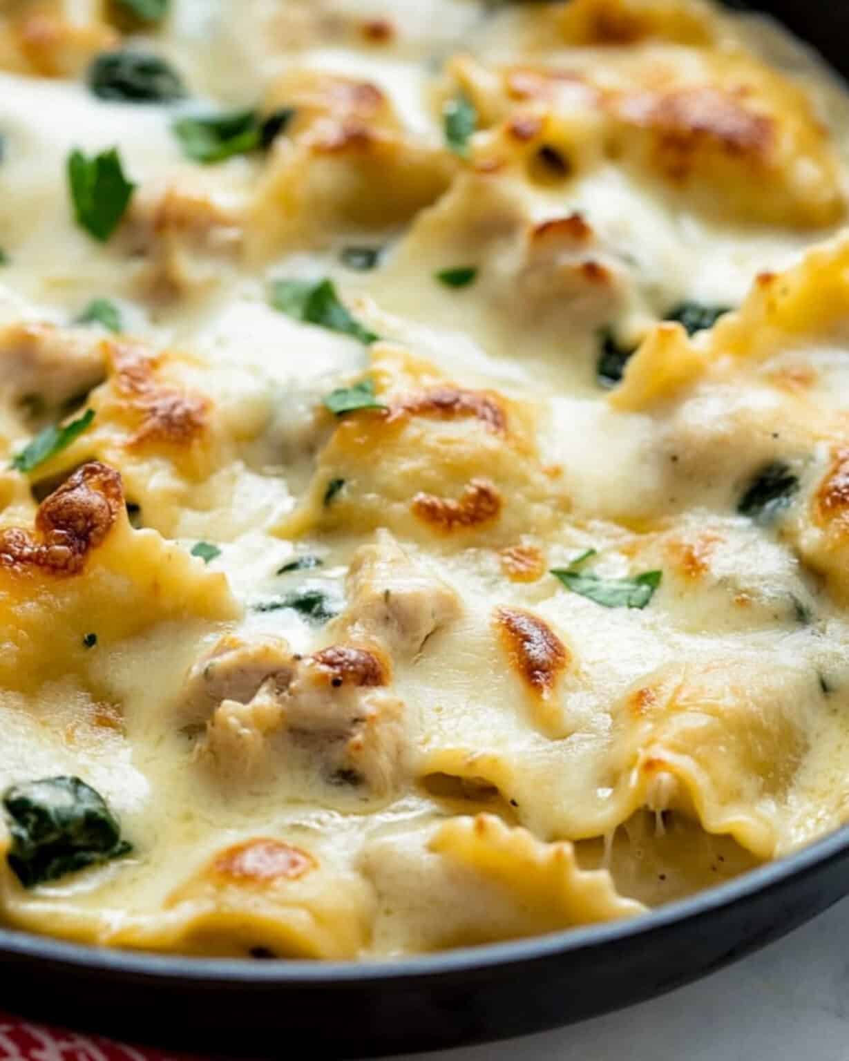 Chicken Alfredo Ravioli Skillet Recipe - Yumyy
