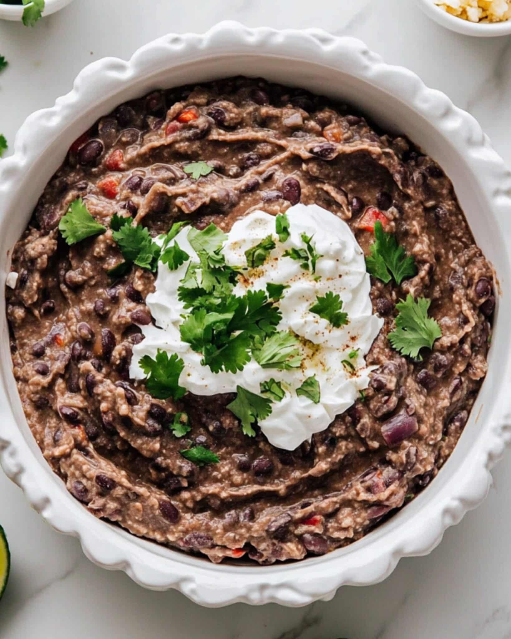 Refried Black Beans Recipe - Yumyy